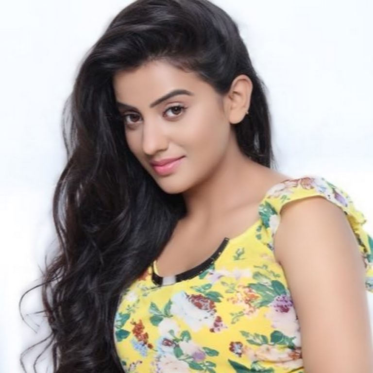Akshara Singh Bio, Age, Boyfriend, Career, Personal Details, Photos - Infocoverage.com